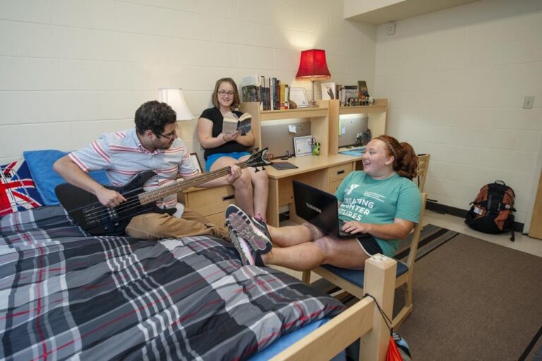 Lyon Hall Complex – Campus Housing